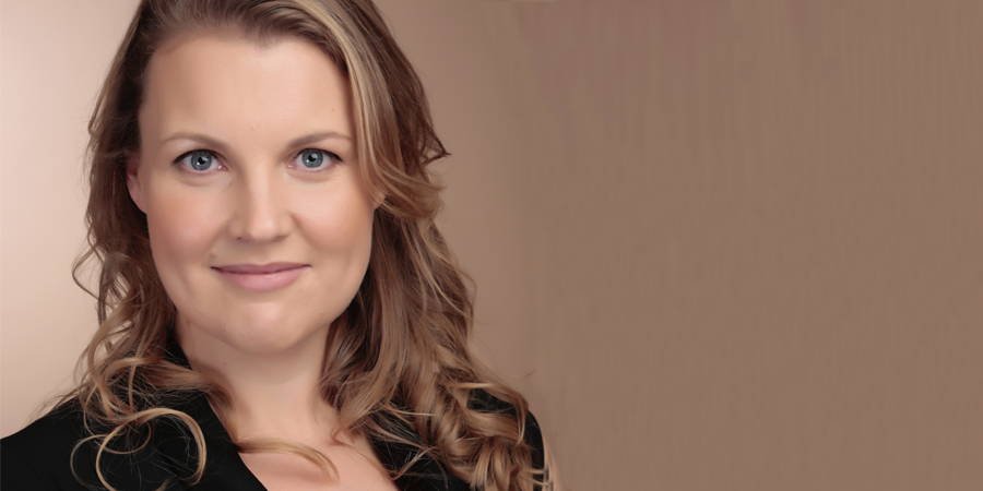 Elizabeth Gillam - Biography