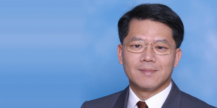 Michael Chow - Biography